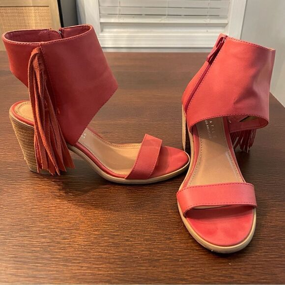 Very Volatile | Shoes | Veryvolatilewesternfringestackedheels | Poshmark